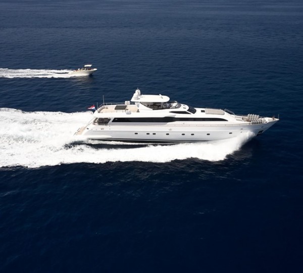 Yacht PRINCESS LONA, Tecnomar | CHARTERWORLD Luxury Superyacht Charters